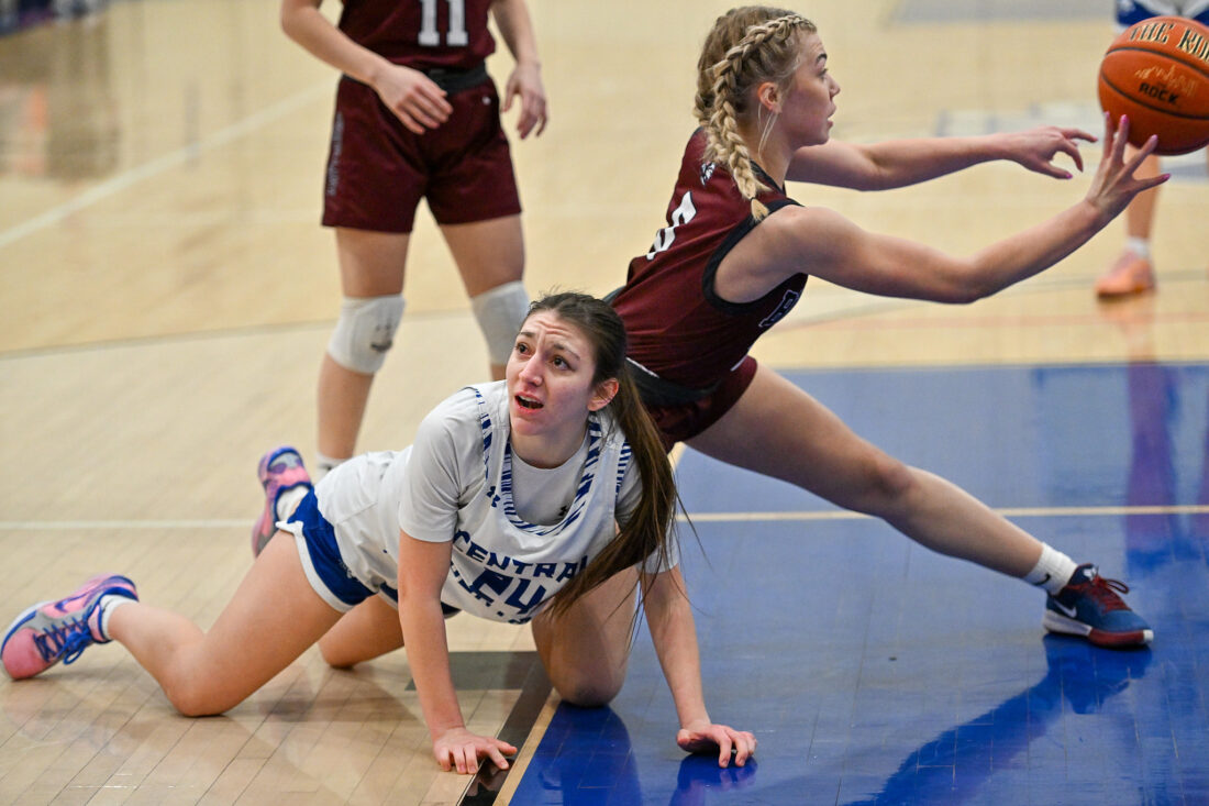 Central Mountain girls suffer tough loss at home against Shikellamy ...